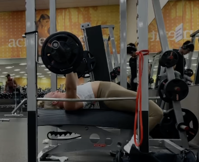 How to Break Through a Plateau in Weightlifting